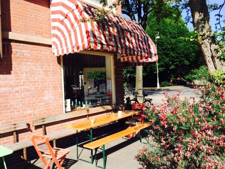 Boekalicious – Bookstore bakery