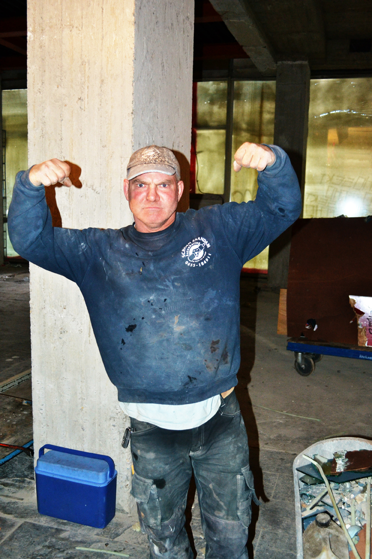 Folk: Builders Erwin, Gert, Ed, Erik and Richard | Volkshotel